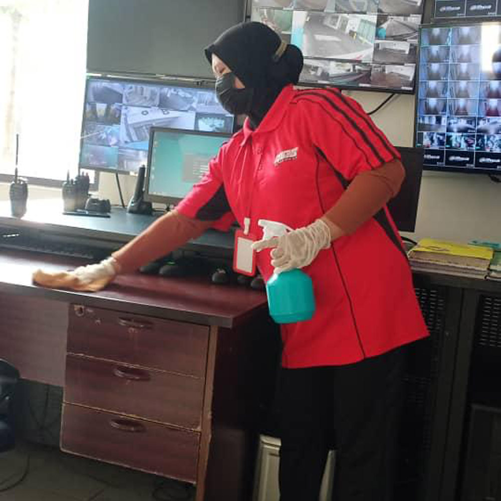 Cleaning Services - Metro Gemilang